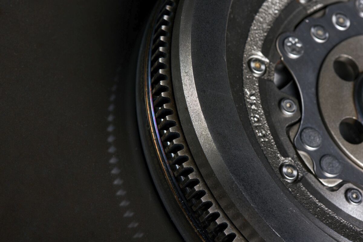 Symptoms of a bad dual mass flywheel – what drivers should know - PK MOTORS